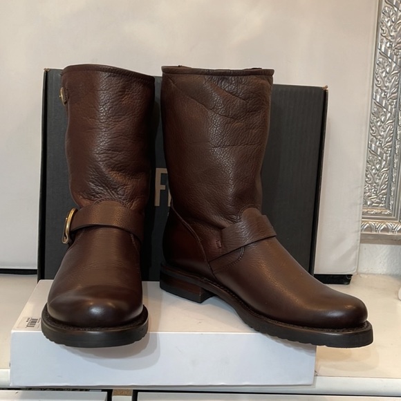 Frye | Shoes | Frye Veronica Short Leather Boots | Poshmark